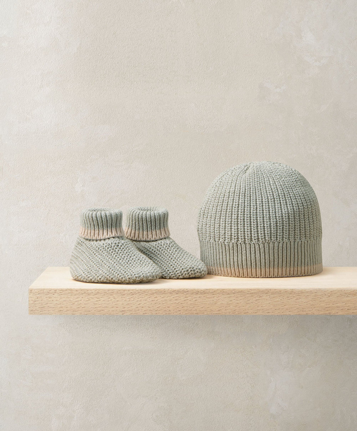 Welcome to the world Knitted Hat & Booties Set – Mamas & Papas UK