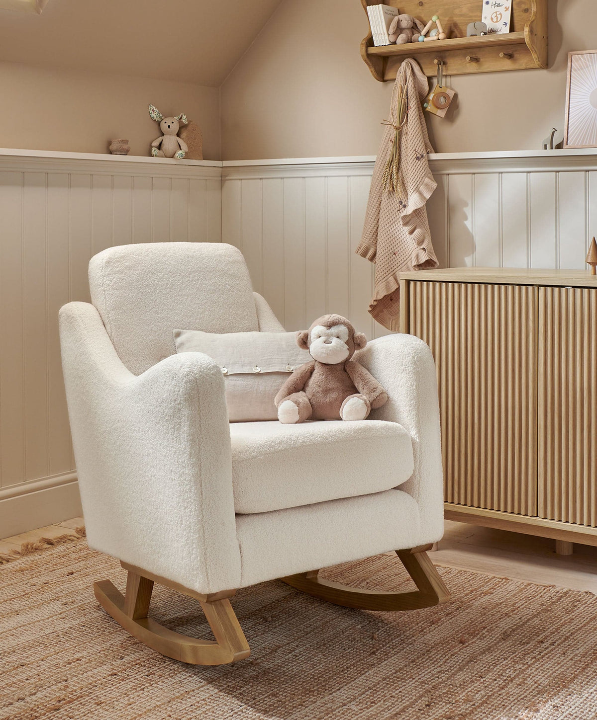 Bowdon Nursing Chair - Off White Boucle – Mamas & Papas UK