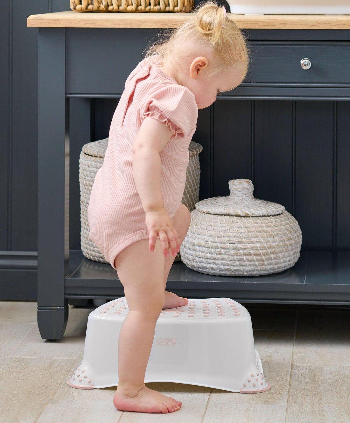 Anti Slip Step Up Stool – Blossom Pink – Mamas & Papas UK