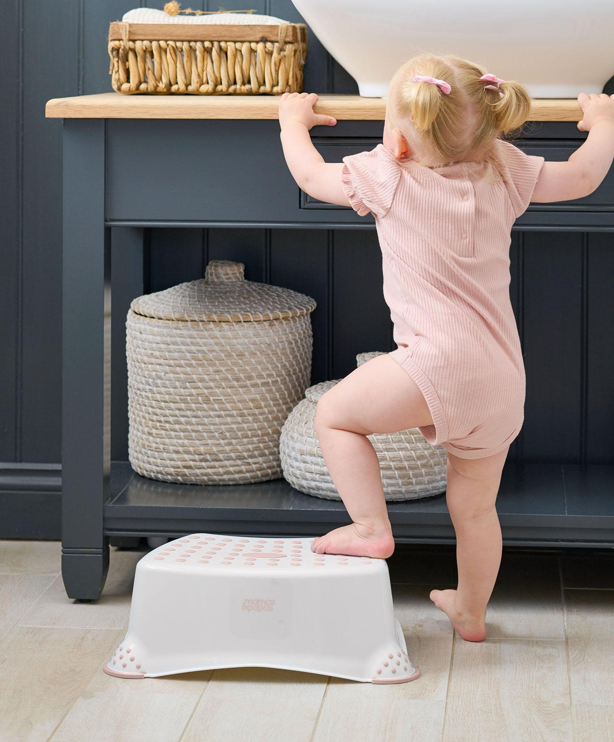 Anti Slip Step Up Stool – Blossom Pink – Mamas & Papas UK
