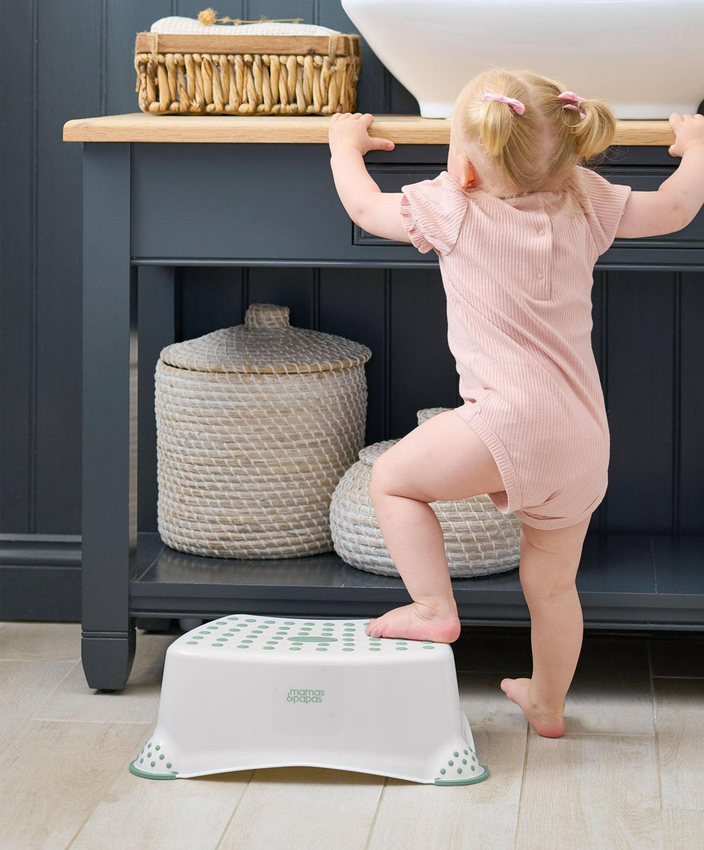 Anti Slip Step Up Stool – Eucalyptus – Mamas & Papas UK