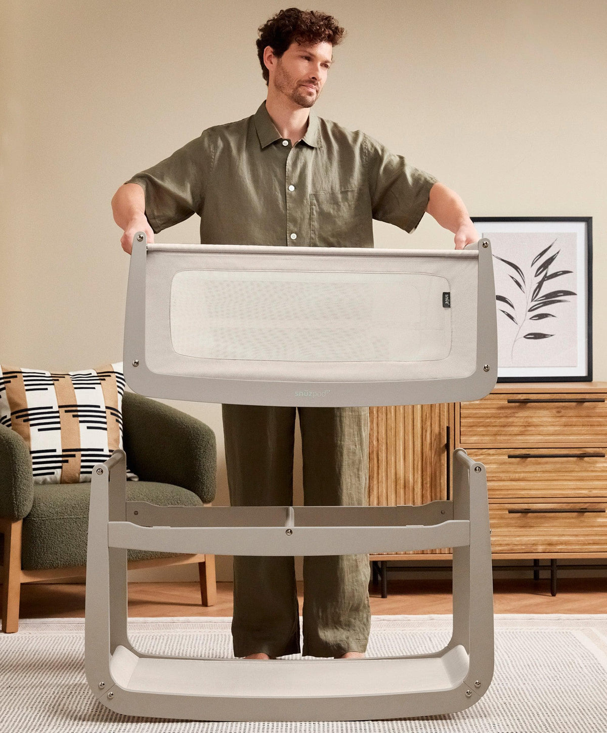 SnuzPod 5 Bedside Crib - Pebble – Mamas & Papas UK