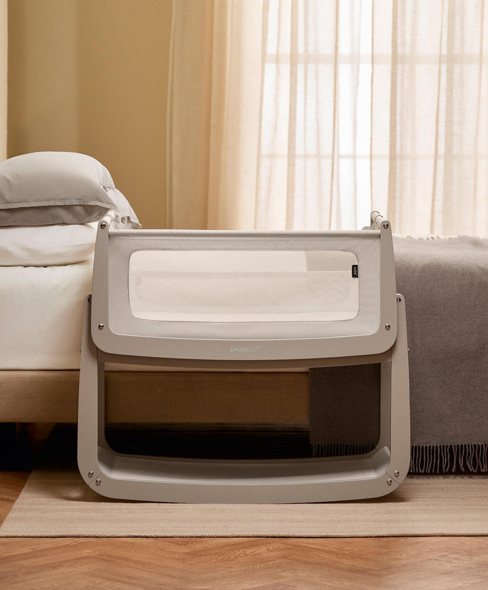 SnuzPod 5 Bedside Crib - Pebble – Mamas & Papas UK