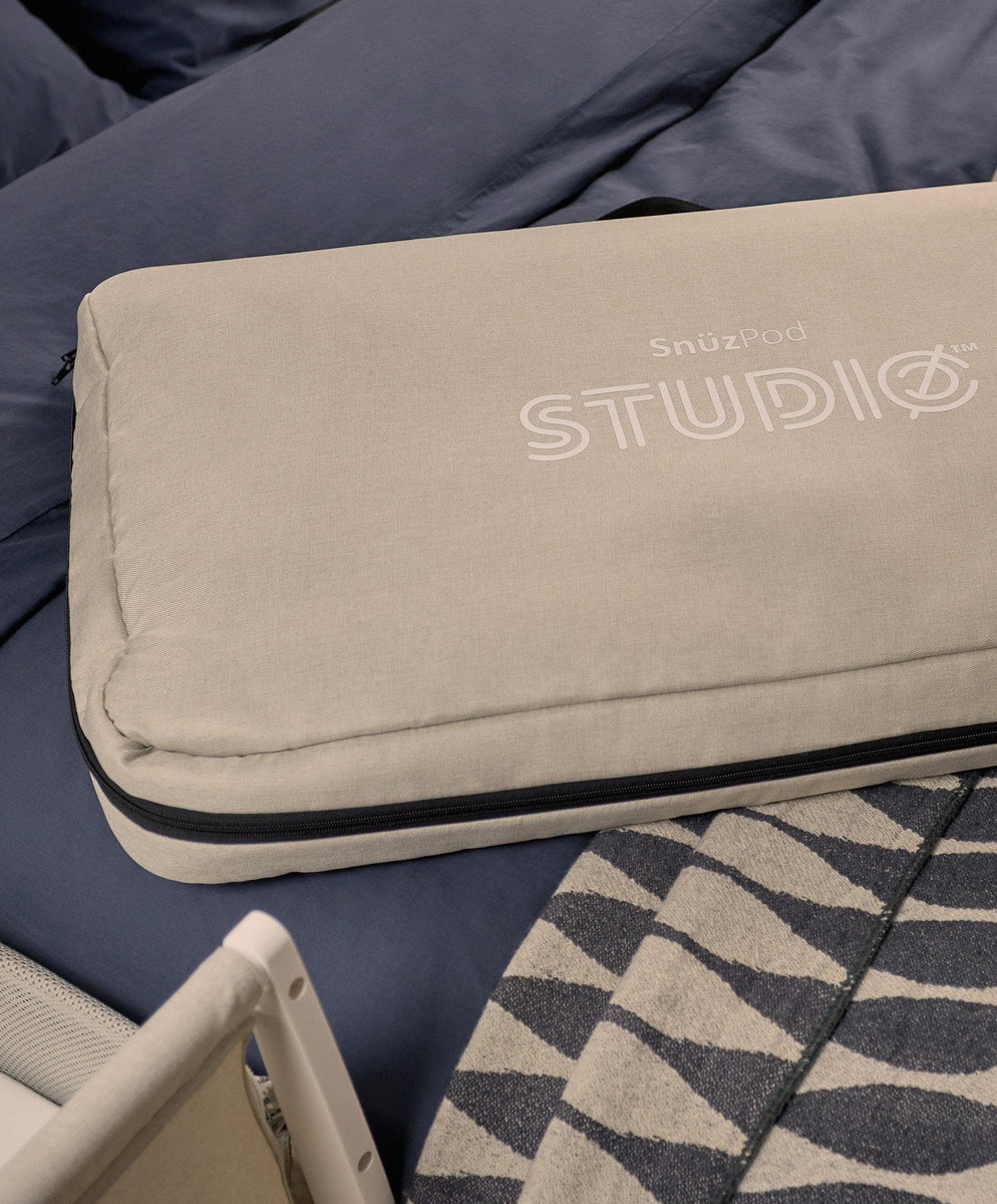 SnuzPod Studio Travel Bag – Mamas & Papas UK
